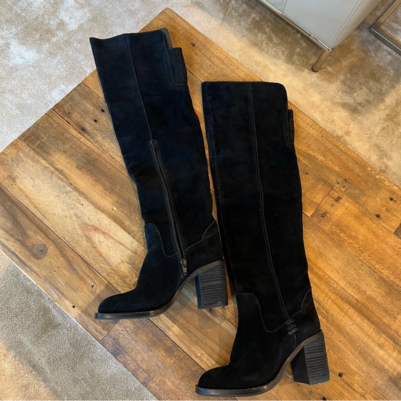 Jeffrey Campbell | Shoes | Jeffrey Campbell Raylan Over The Knee Boot ...